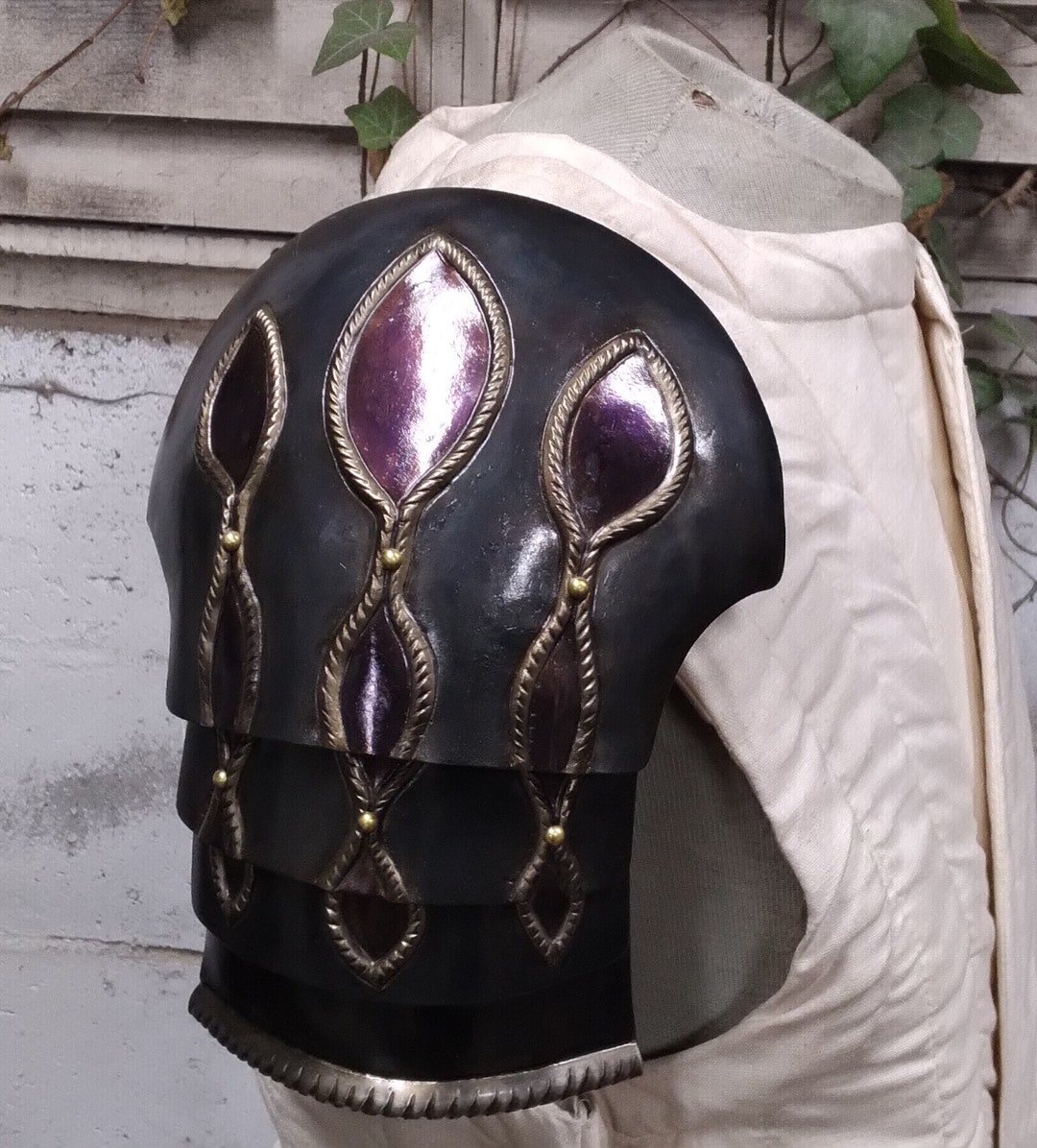 Landsknecht Puff and Slash Style Spaulders Pauldrons Shoulder Armor ...