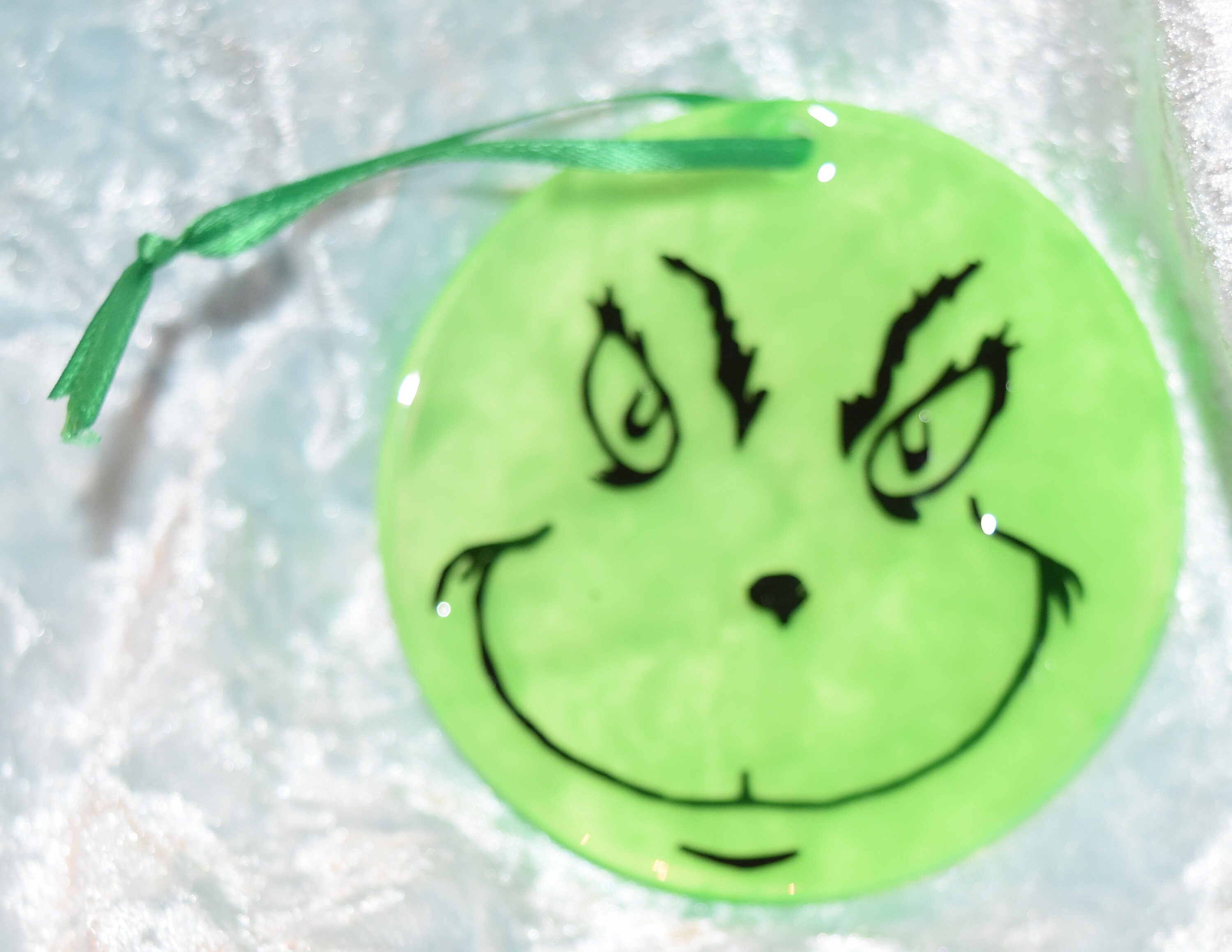 Grinch Face Resin Christmas Ornament - Etsy Ireland