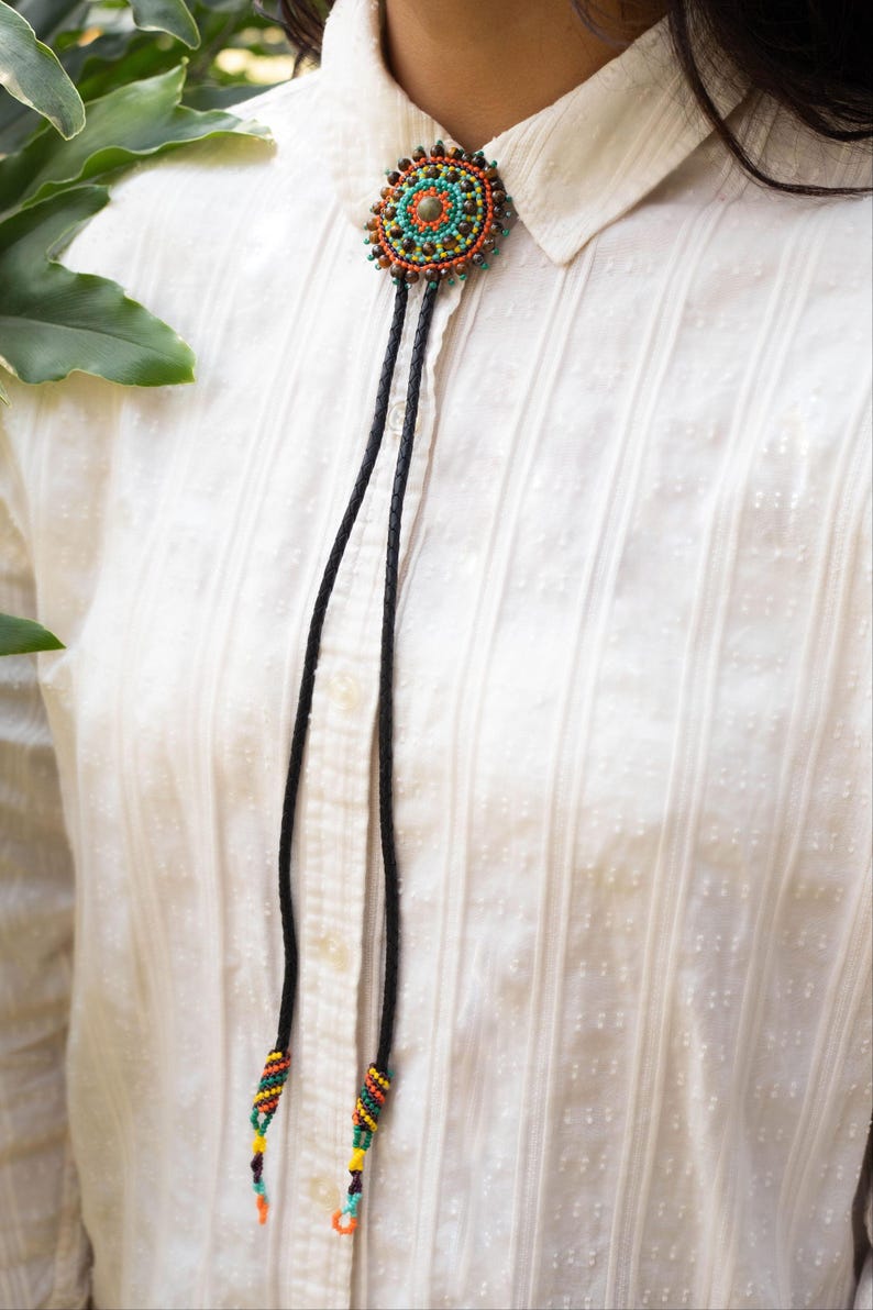 Cattle Kai - Native Beaded Bolo Tie - Handmade by Huichol Artisans ...
