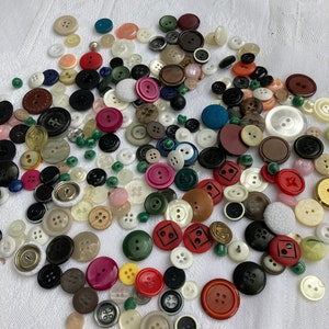 Random Assortment of Loose Buttons, Free Shipping, Ready to Ship USPS ...