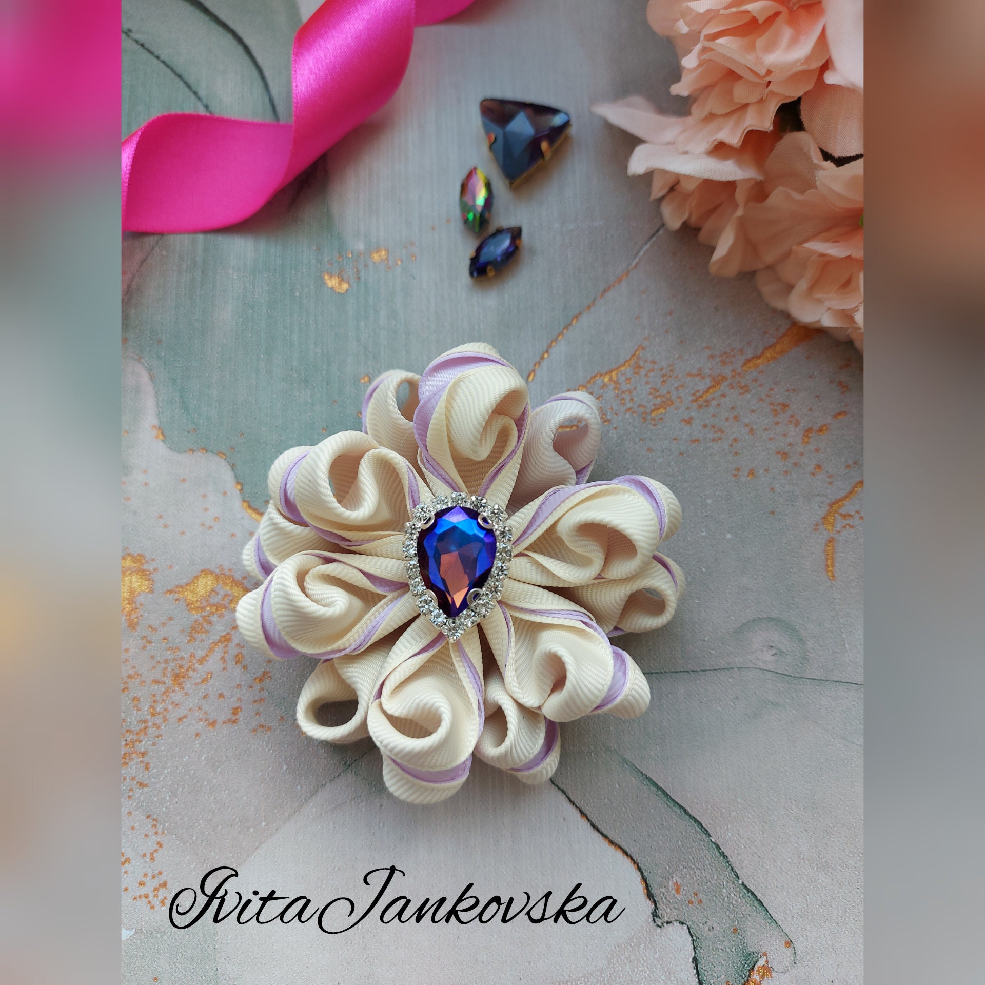 Broche de tela de flor rosa Kanzashi Broche de cinta hecho a - Etsy España