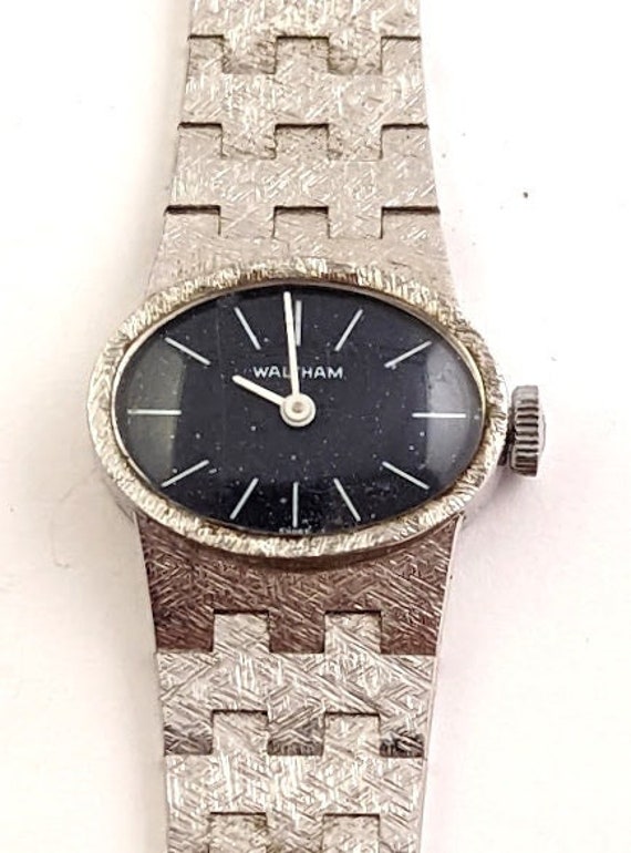 waltham ladies watch 1960s - Gem