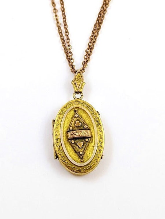 Victorian Locket, 1800's Vintage Jewelry - Gem