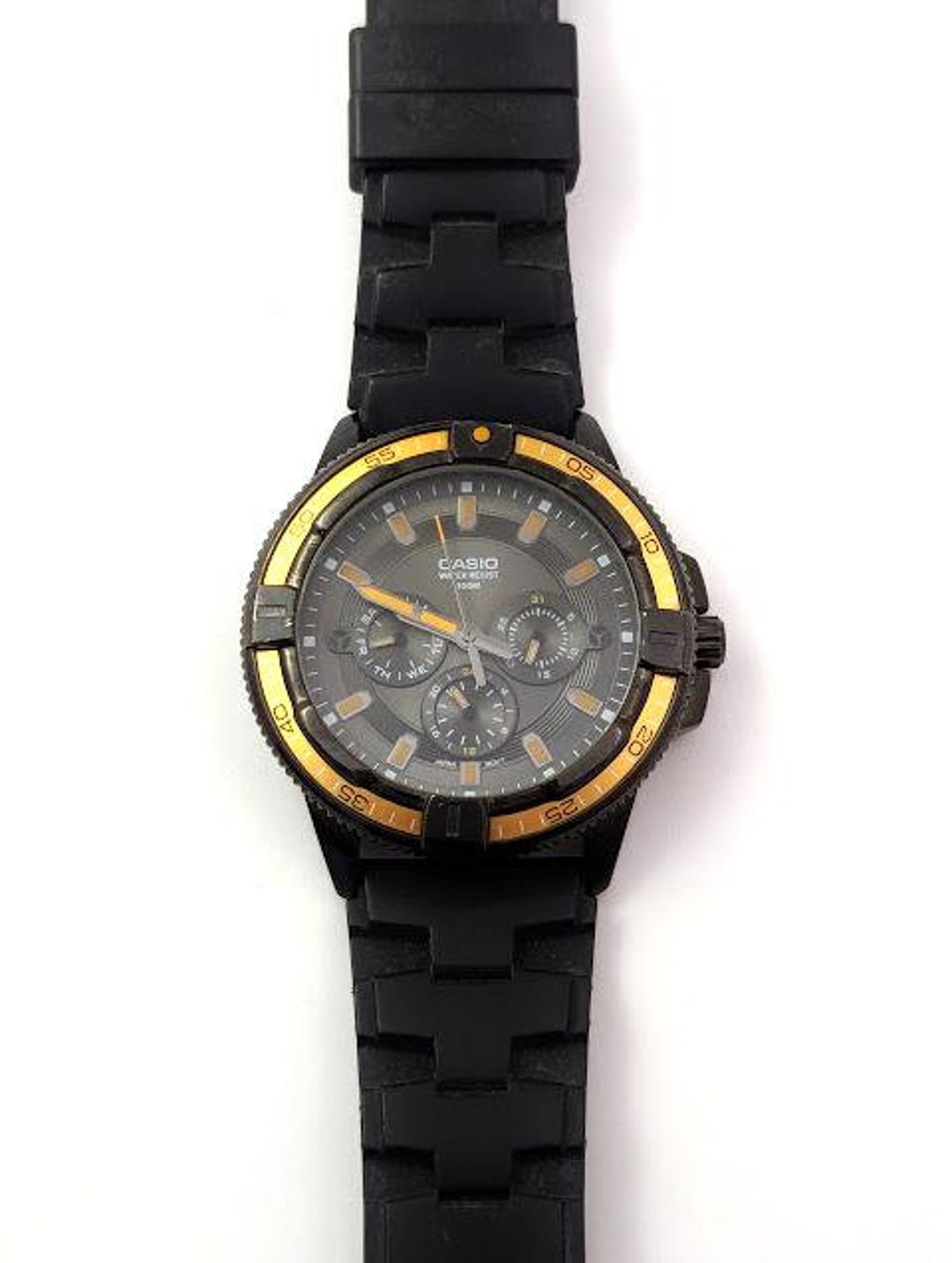 Vintage Casio MTD 1069 Men's Watch, Vintage Watches - Etsy