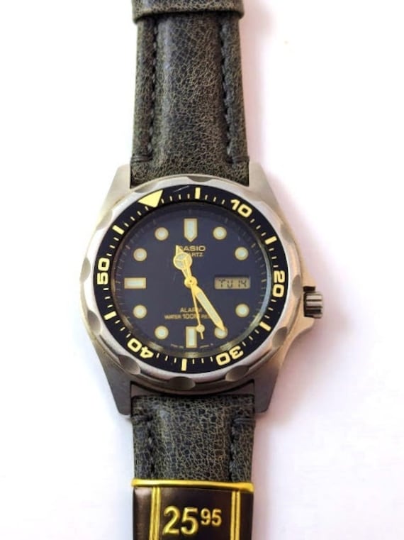vintage casio watch 1980s - Gem
