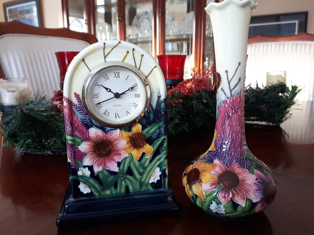 Mantle Clock With Matching Vase, Ceramic Quartz Clock With Matching ...
