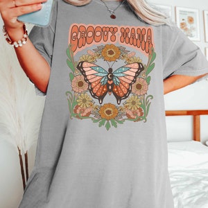 Groovy Mama Shirt Comfort Colors Retro Mom Tee 70's Flower Butterfly ...