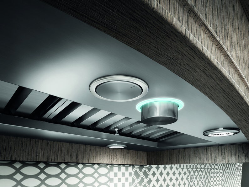 Campana extractora antigua de cobre hecha a mano: decoración de cocina ...