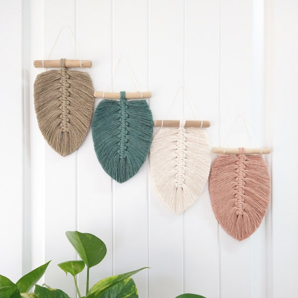 Macrame Feather Wall Hanging - Etsy