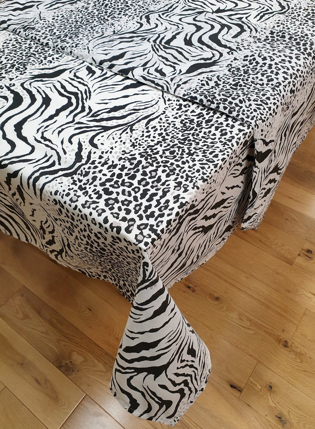 Kalahari Table Cloth Range, Animal Print Black White Grey Beige, Safari ...