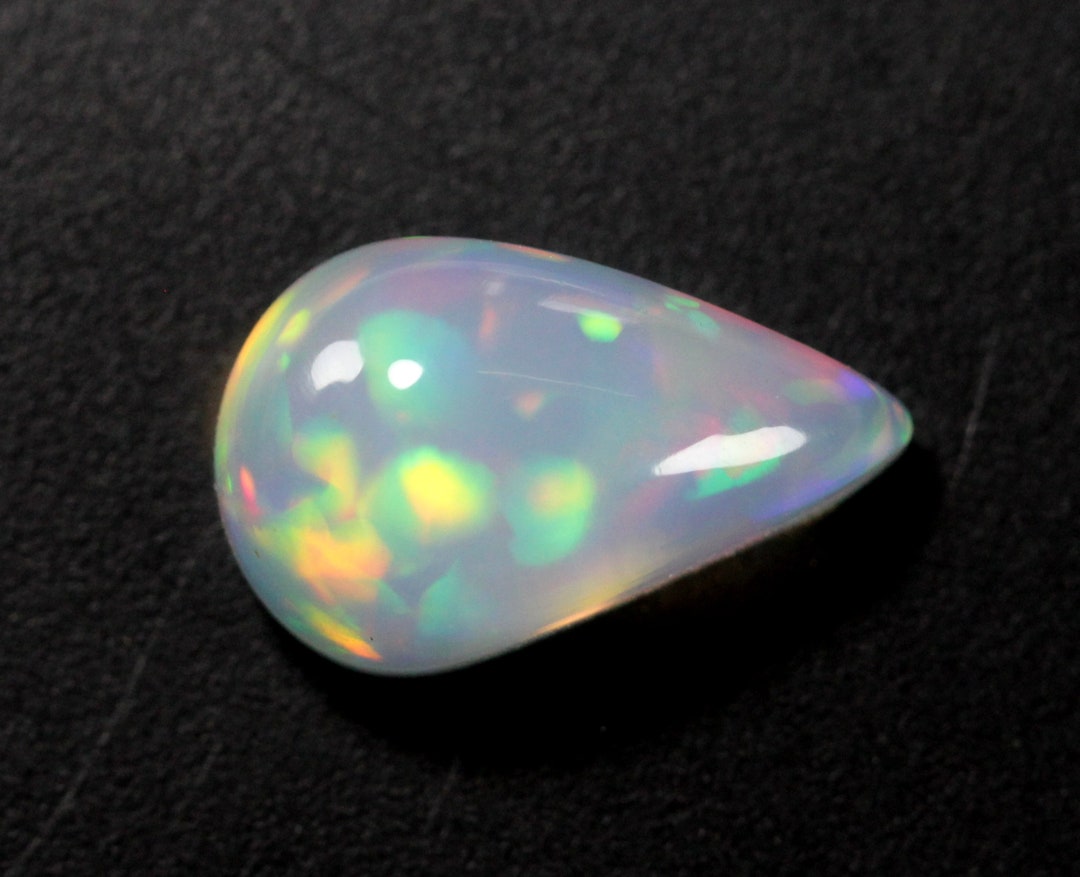 4,42 Karat Natürlicher äthiopischer Opal, 14x9 MM Birnenform, Ringgröße ...