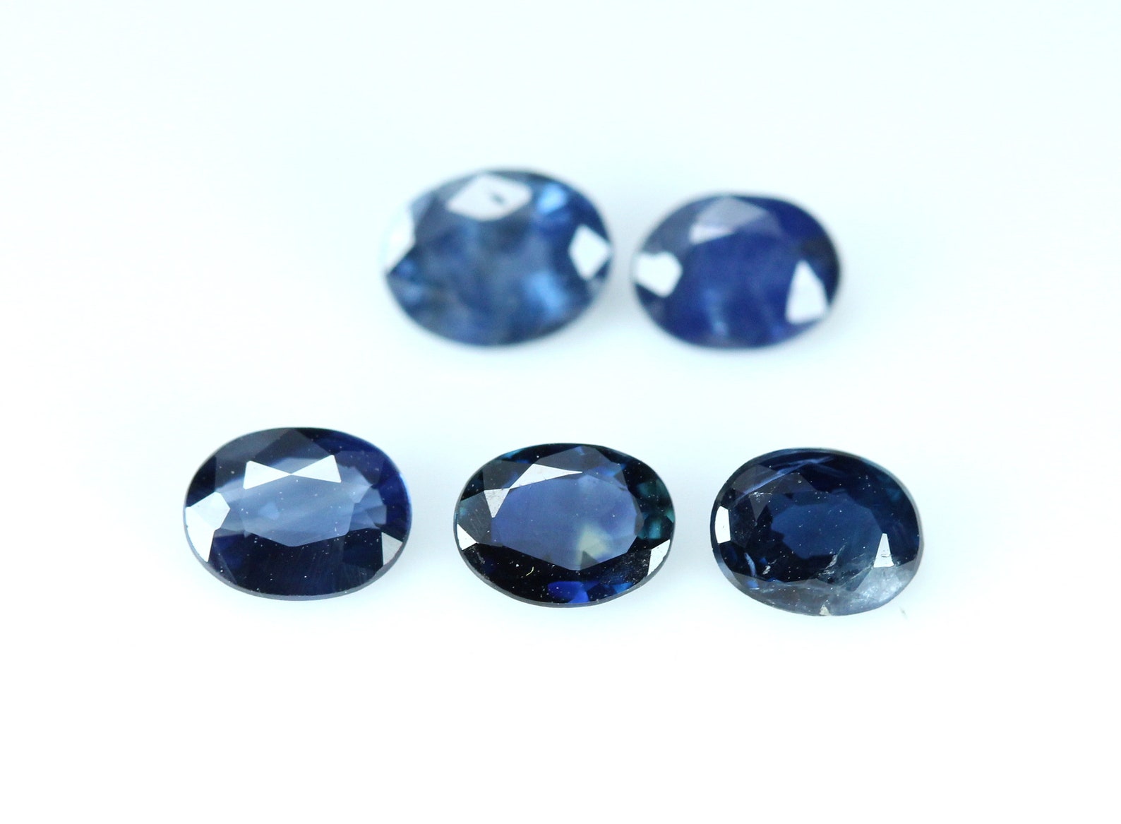 Zafiro Azul Facetado. Tamaño 4x3 MM Oval. Color azul. Calor - Etsy España