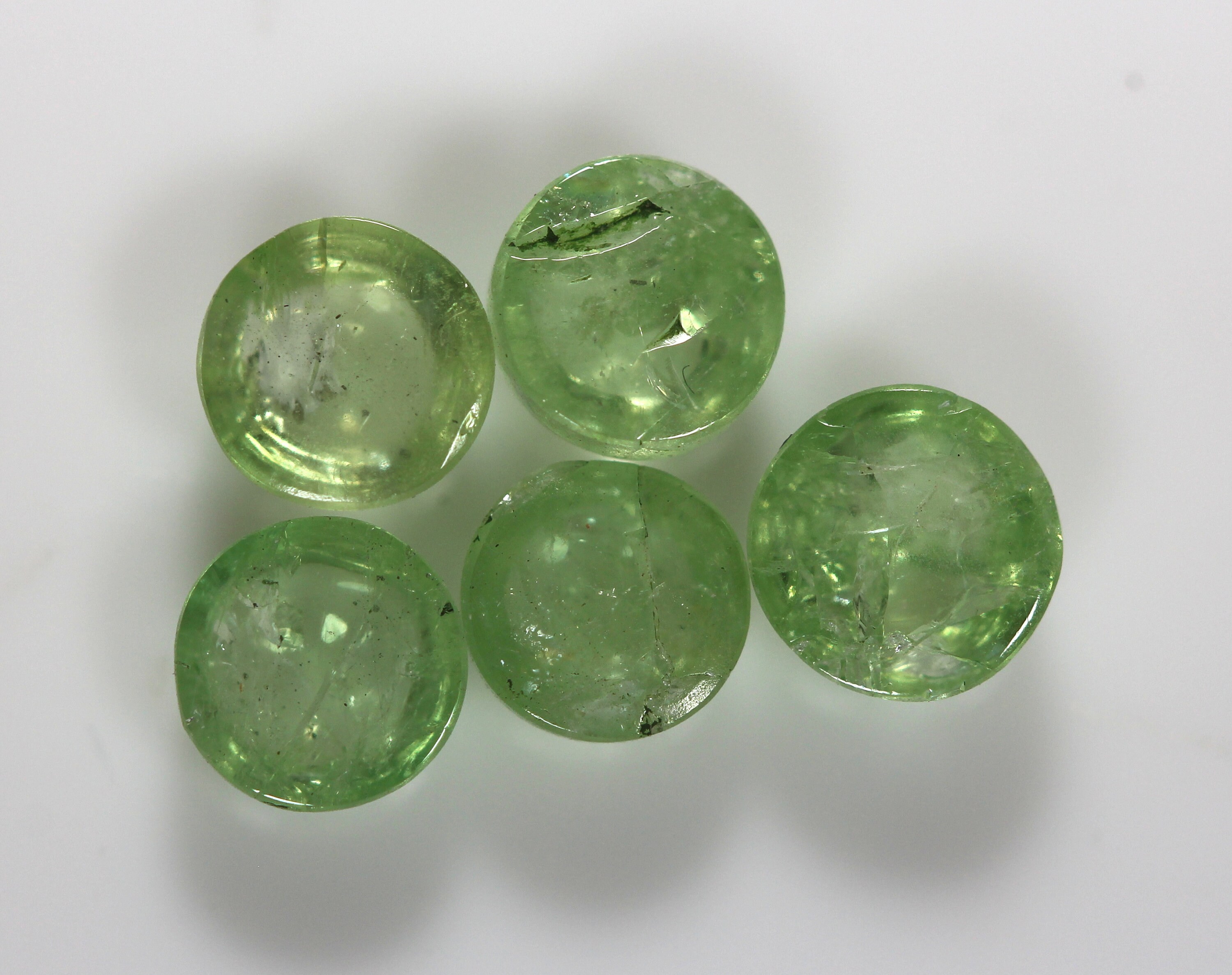 2.26 Carats Natural Tsavorite Cabochon Lot. 4.5x4.5 to 4x4 MM Round ...