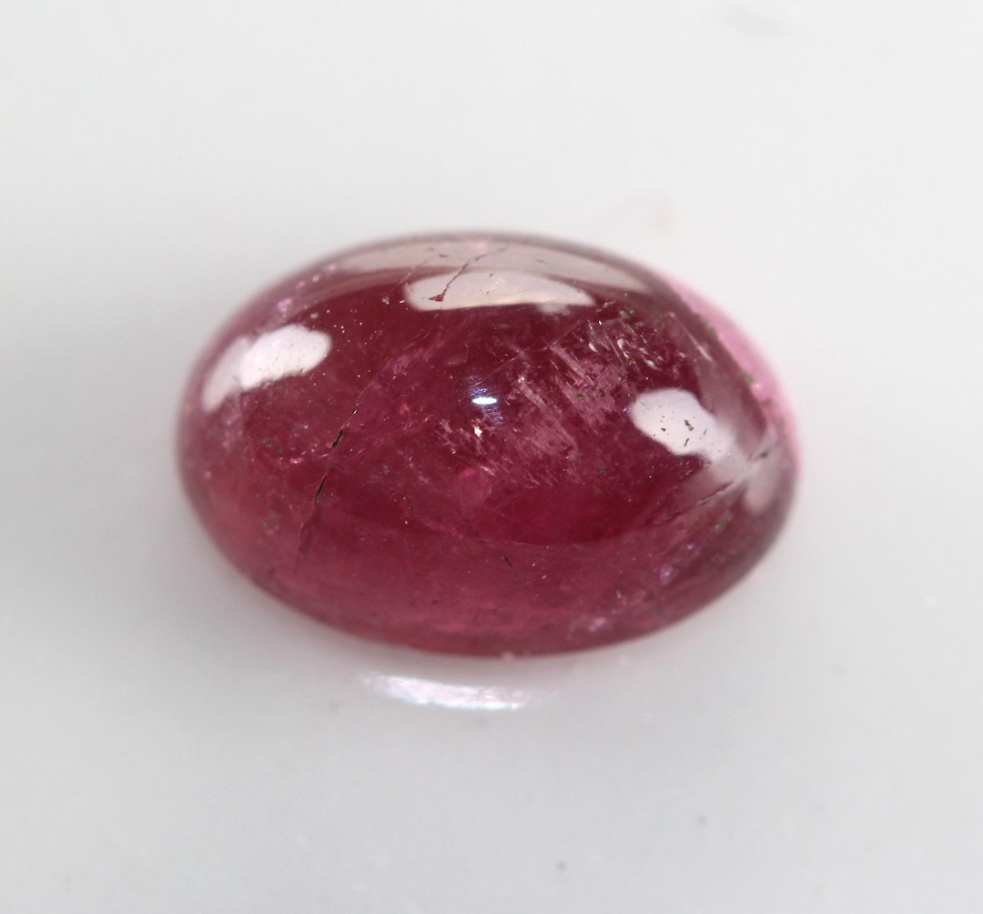 2.10 Karat Natürlicher Rosa Turmalin Cabochon. 9 x 6 MM ovale Form ...