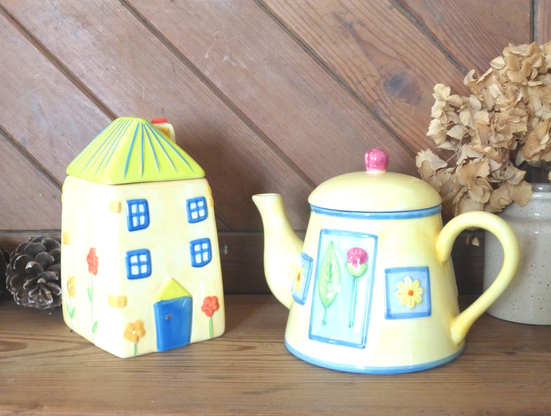 Gorgeous English Vintage Novelty RAYWARE Garlands Teapot & BHS House ...