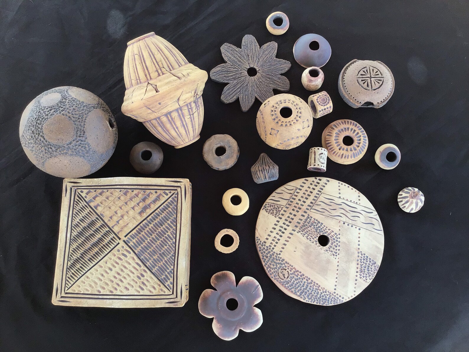 Pottery Totem Pole Yard Art Garden Sculpture. Earthy and - Etsy