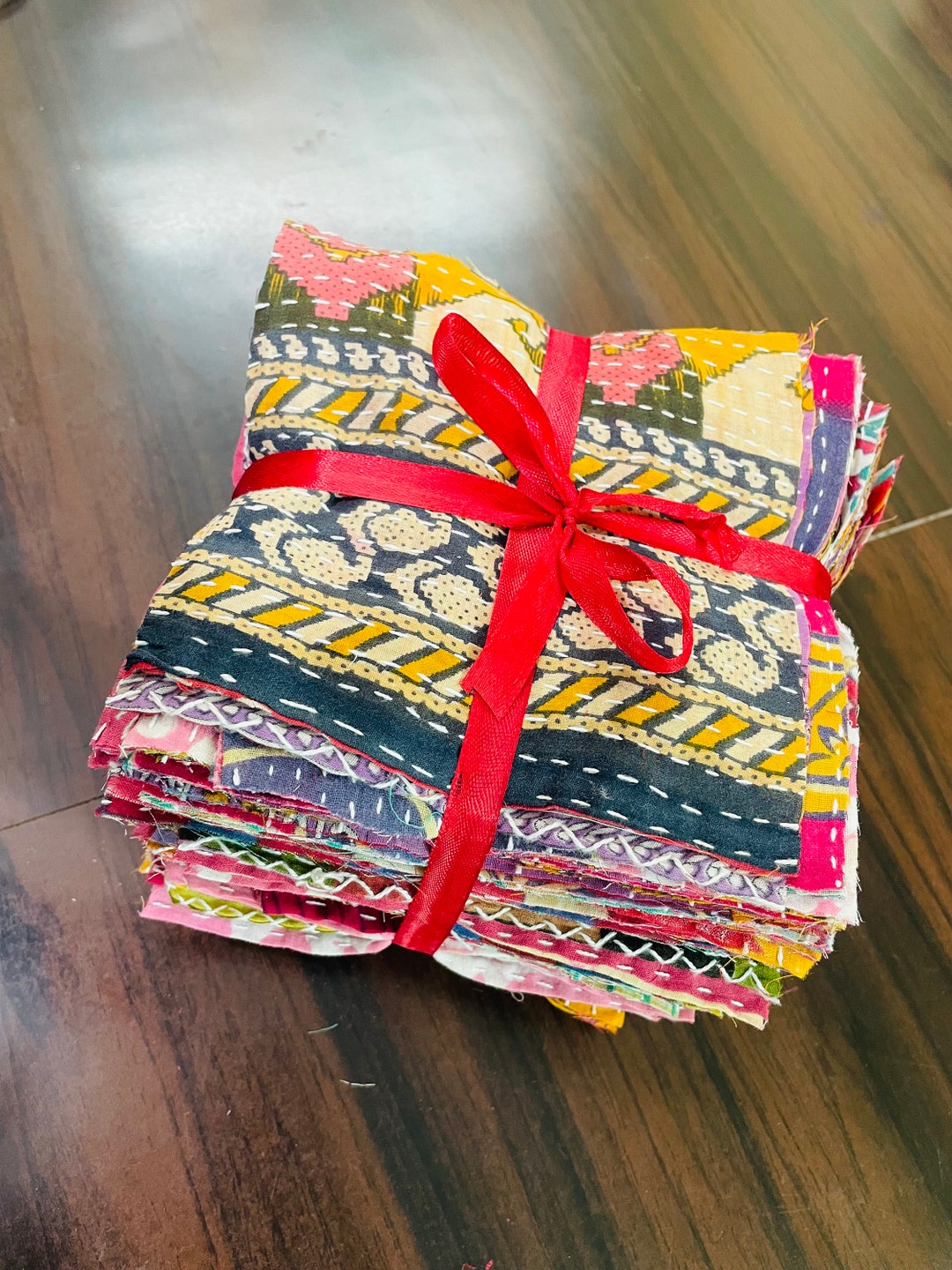 Vintage Indian Sari Kantha Scrap Bundle 100 Pc Charm Pack Pre Cut Quilting Fabric Square ...