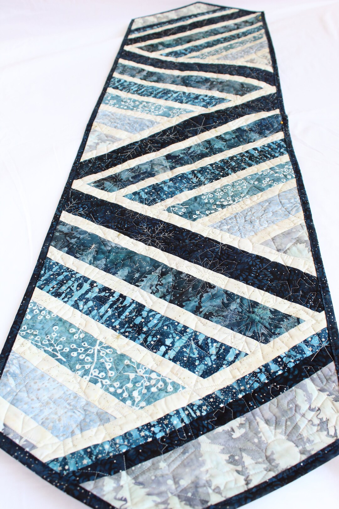 Magical Winter | Batik Blue | Table Runner - Etsy