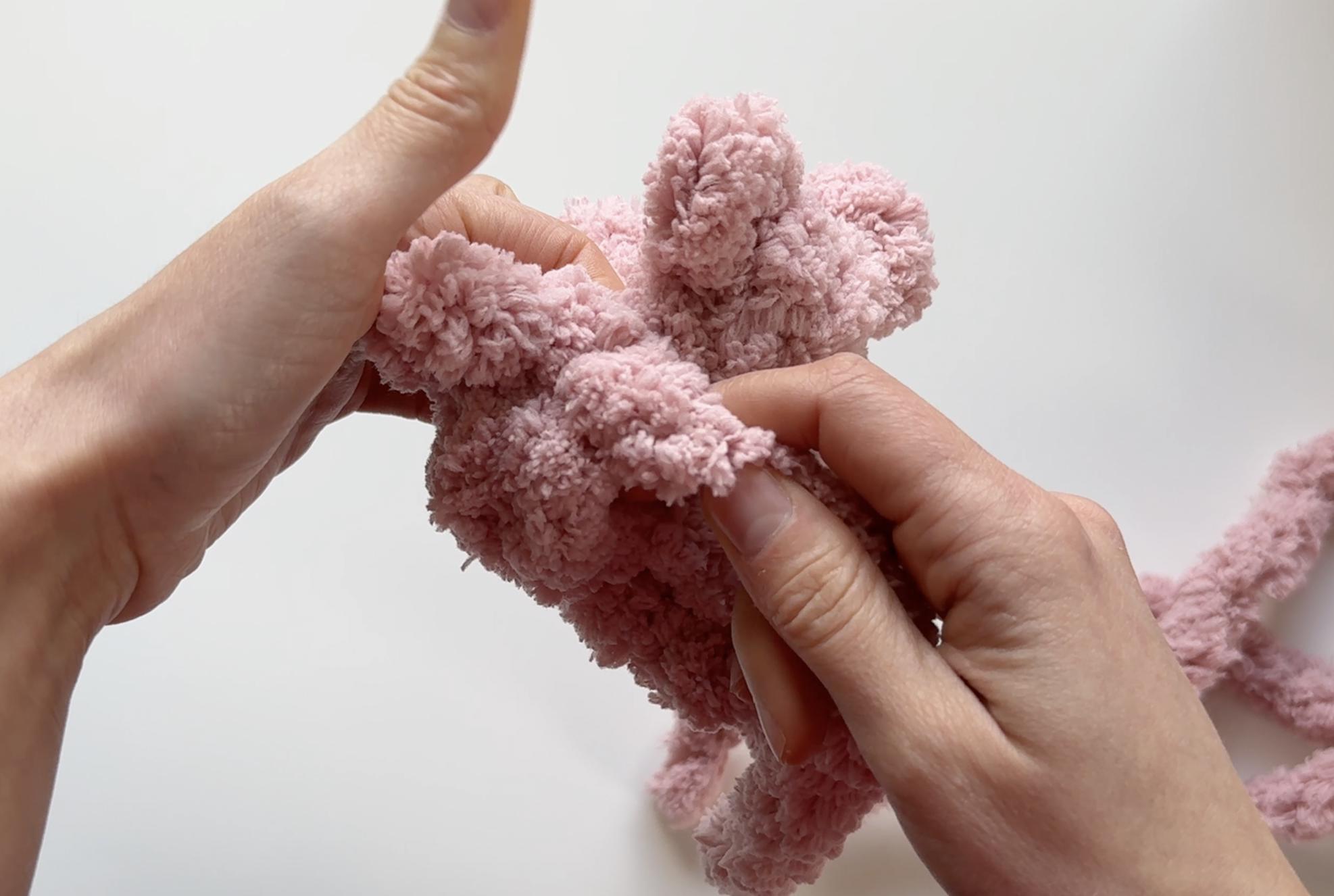 Bobble Heart Pillows Video Tutorial/pattern, How to Finger Knit, Heart ...