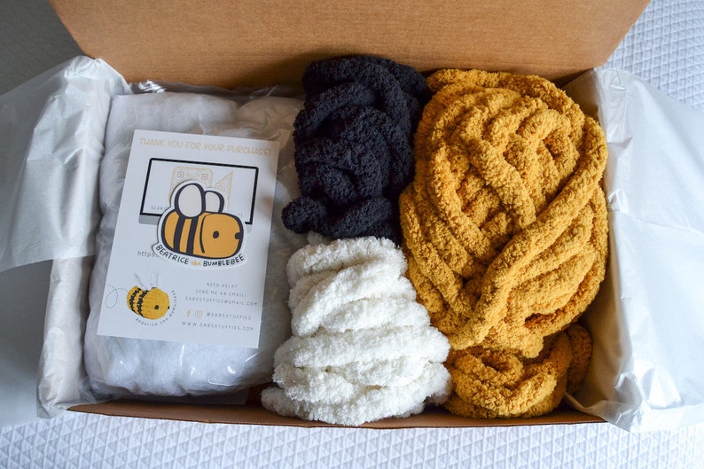 LARGE Beatrice the Bumblebee DIY Kit, DIY Kit, Bumblebee, Chunky Knit ...
