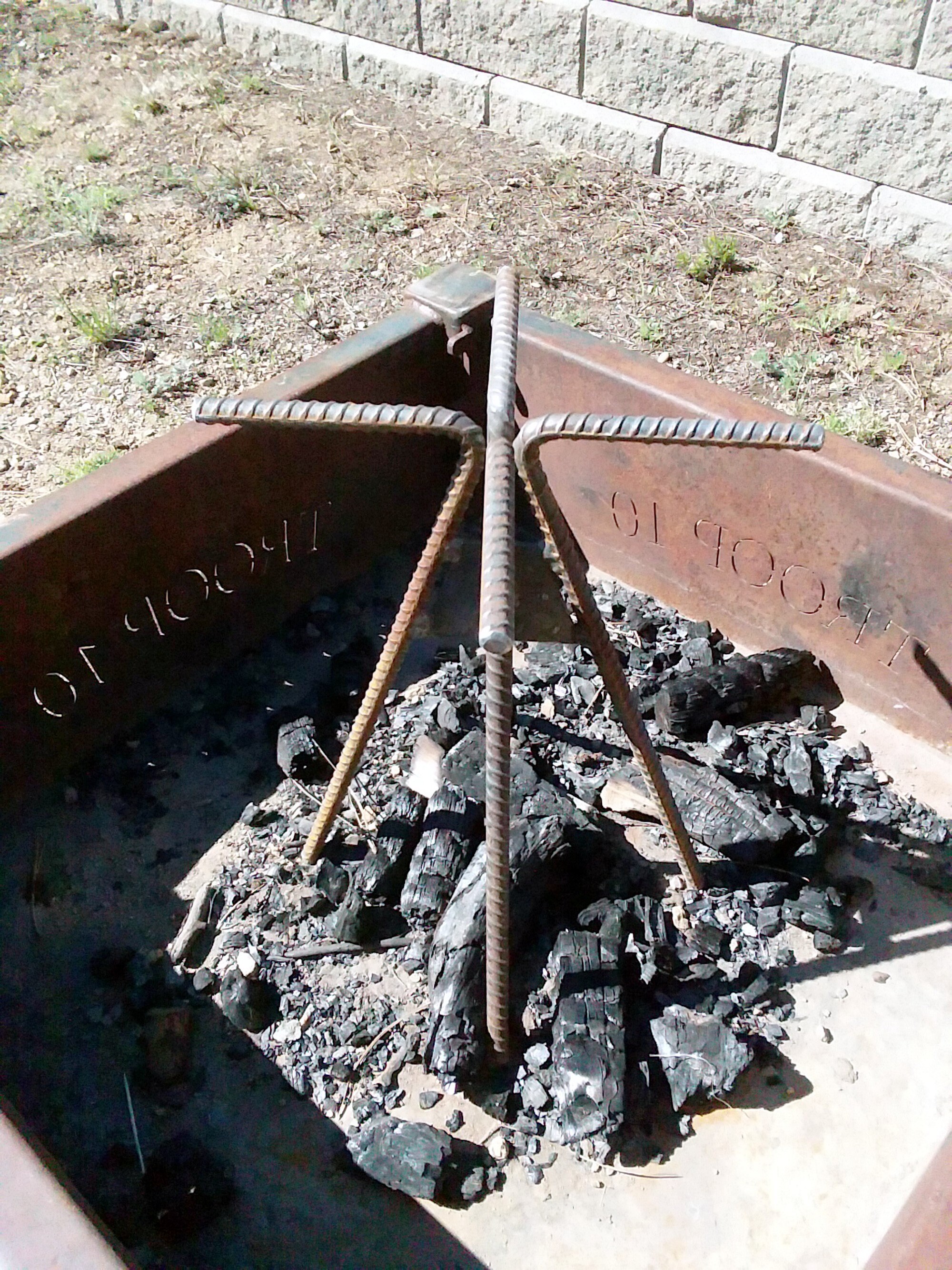 Vertical fire pit stand Large Trivet Dutch Oven Stand | Etsy