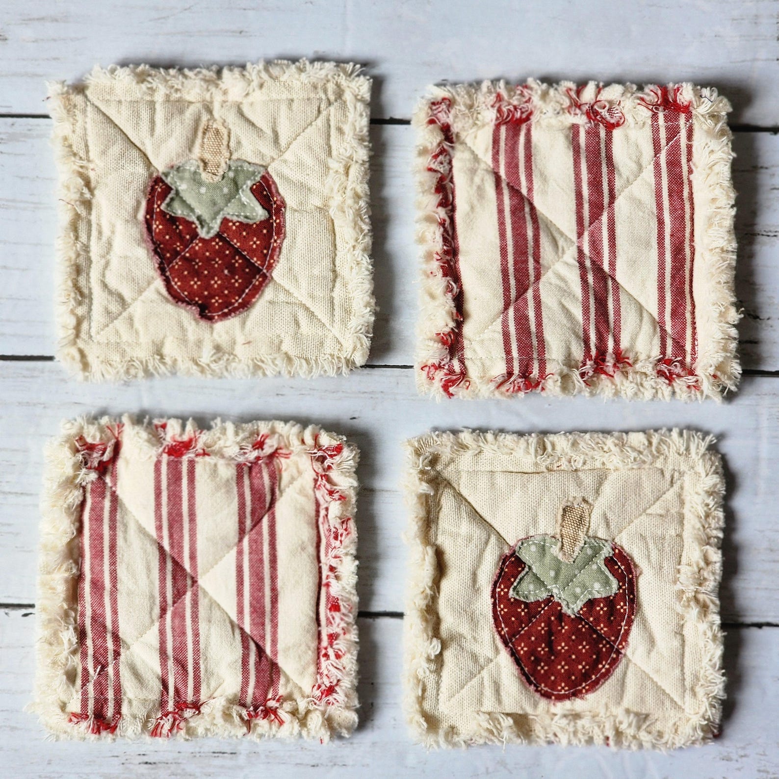 Primitive Strawberry Drink Coasters, Rustic Summer Collection Farmhouse ...