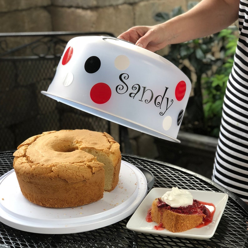 Personalized Cake Taker - Etsy