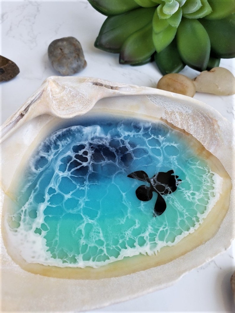 Hand Drawn Turtle or Stingray Ocean Resin Shell Ring Dish - Etsy