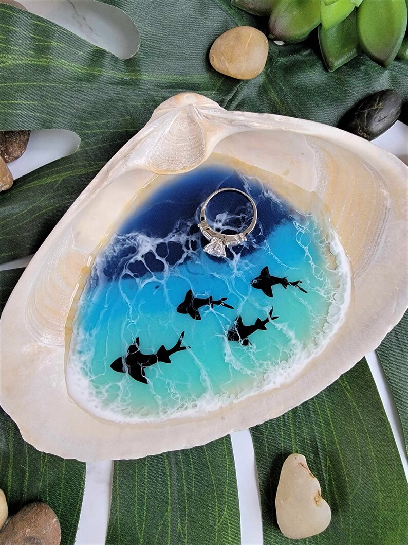 XXL Large Ocean Resin Clam Shell Ring Dish Hand Drawn Great - Etsy
