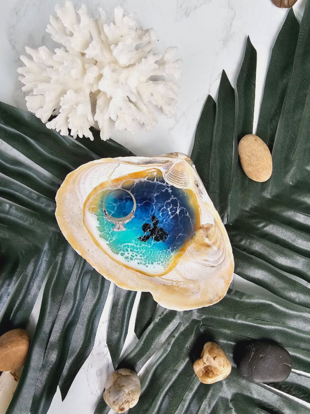 Ocean Resin Clam Perfectly Imperfect SEE DESCRIPTION Turtle Shell Ring ...