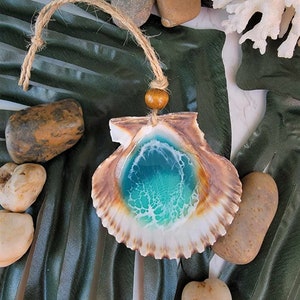Ocean Resin Calico Scallop Shell Ornament Waves Beach Epoxy Handmade ...