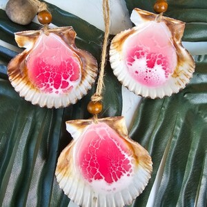 Ocean Resin Calico Scallop Shell Ornament Waves Beach Epoxy Handmade ...