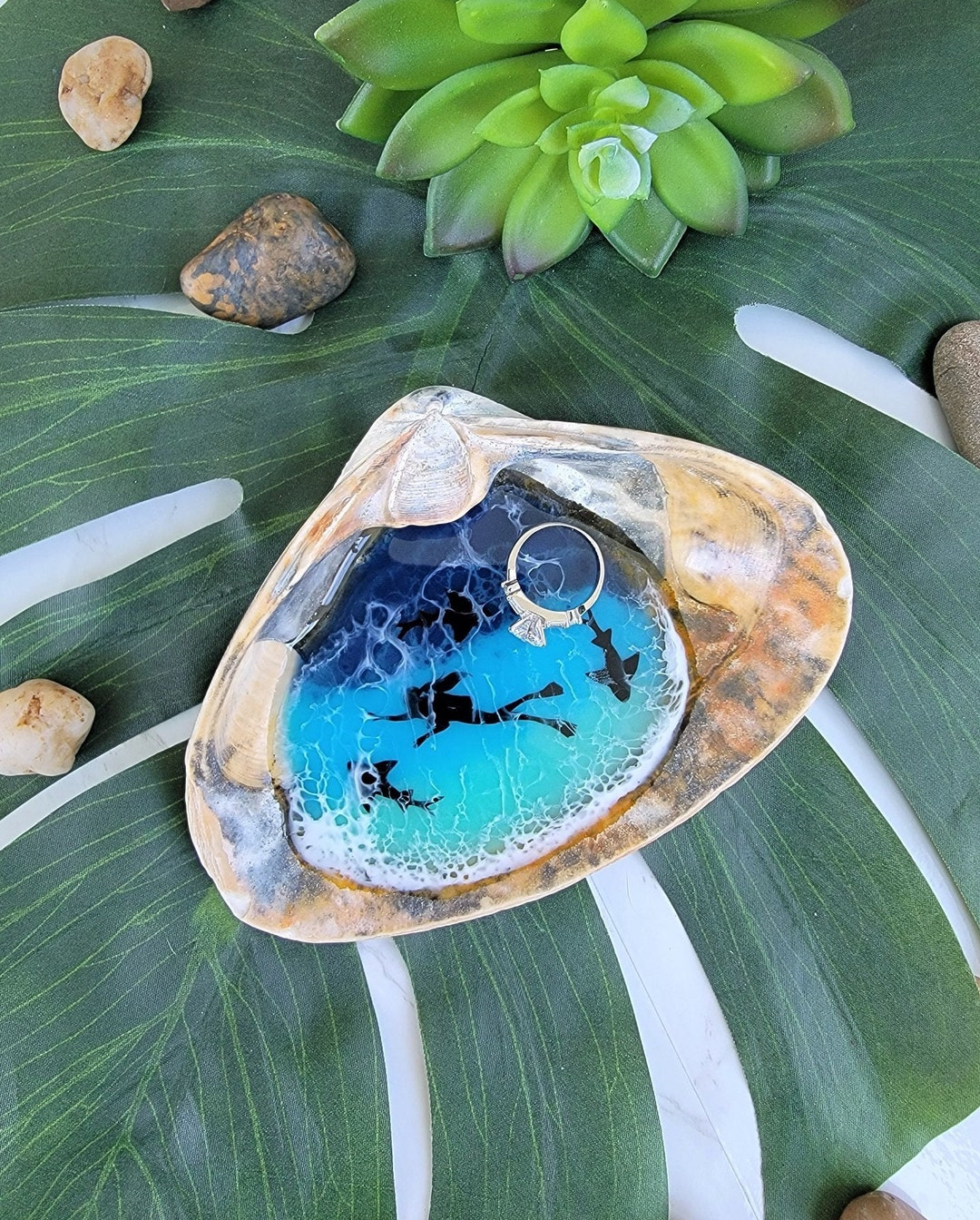 XXL Large Ocean Resin Clam Shell Ring Dish Scuba Diver Sharks Trinket ...