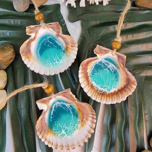 Ocean Resin Calico Scallop Shell Ornament Waves Beach Epoxy Handmade ...