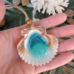 Ocean Resin Calico Scallop Shell Ornament Waves Beach Epoxy Handmade ...