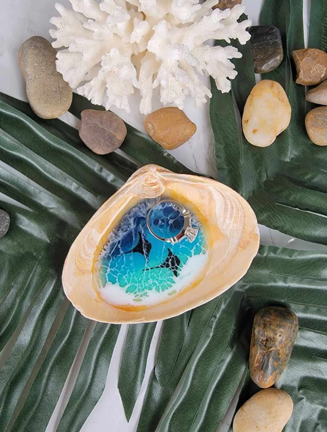 Ocean Resin Clam Perfectly Imperfect SEE DESCRIPTION Stingray Shell ...