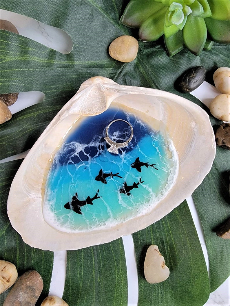 XXL Large Ocean Resin Clam Shell Ring Dish Hand Drawn Great - Etsy