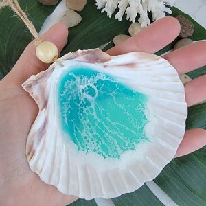 Large Ocean Resin Scallop Shell Ornament Waves Beach Epoxy Handmade ...