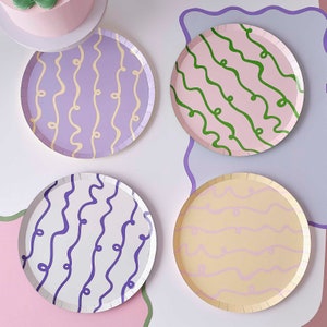Wavy Pastel Paper Plates (pack of 8), Pastel Birthday Cake Plates ...