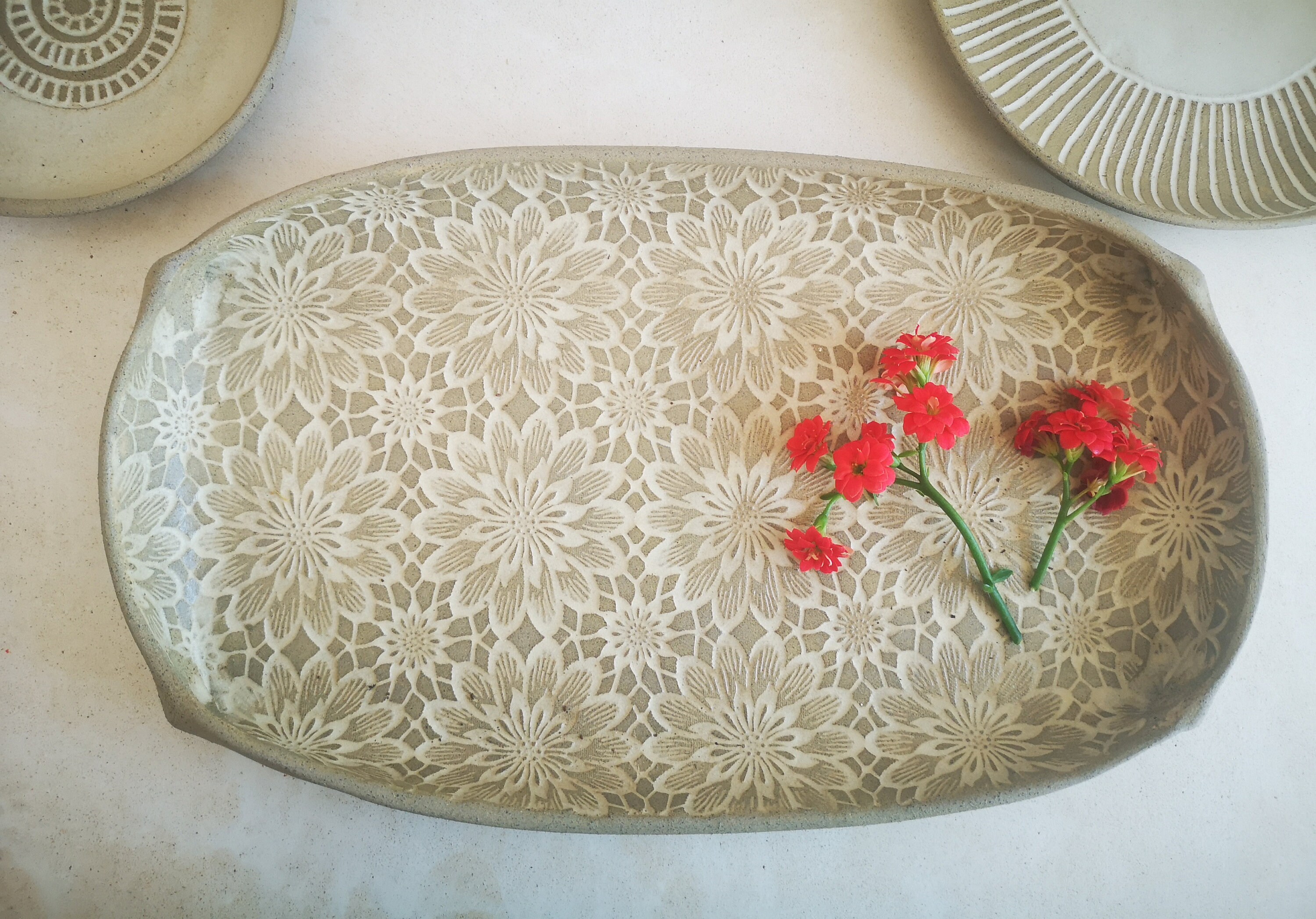 Ceramic Serving Tray, Pottery Serving Dish With Floral Decorations ...
