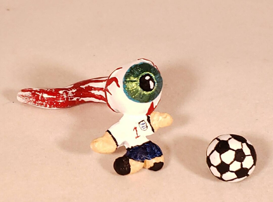 Mini Handmade Art Toy eyeball Paul With a Football - Etsy