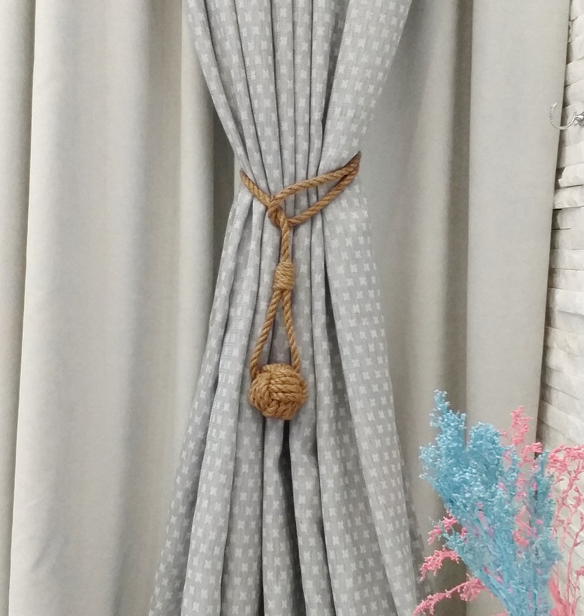 Curtain Tieback. Monkey Fist Knot. Nautical style. Shabby Chic | Etsy
