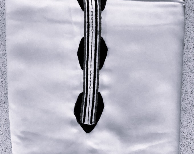 The Ugandan Kanzu for Men in White - Etsy