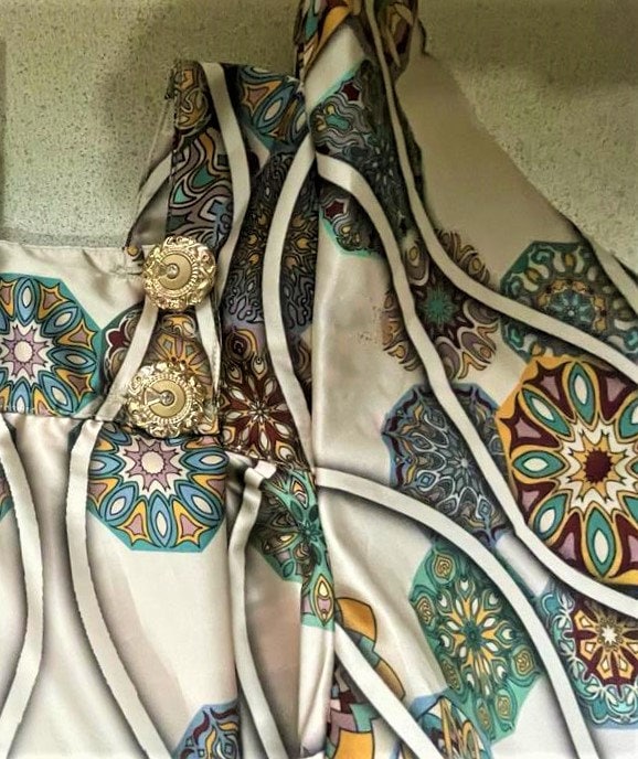 Gomesi / Busuuti, the Ugandan Traditional Dress/ Wear - Etsy UK