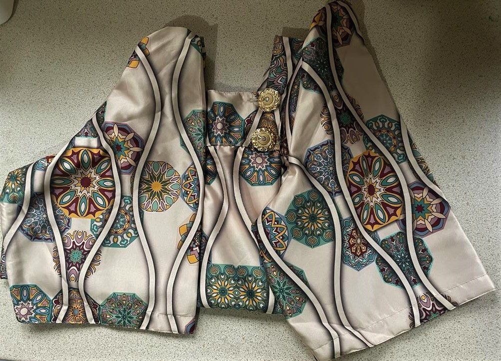 Gomesi / Busuuti, the Ugandan Traditional Dress/ Wear - Etsy UK