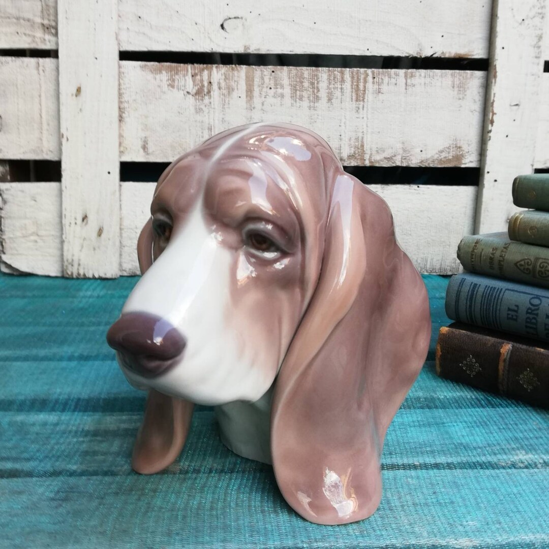 Dog Figurine Vintage Porcelain Beagle Dog Head Figure in Classic Style ...