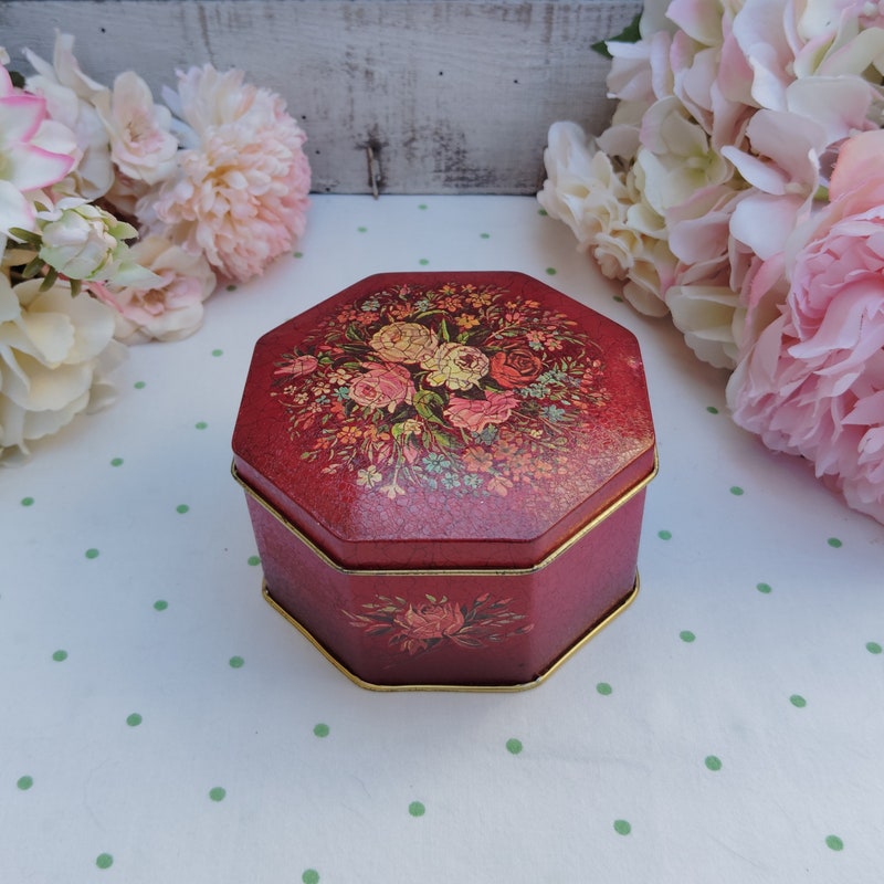 Rouge Tin - Etsy