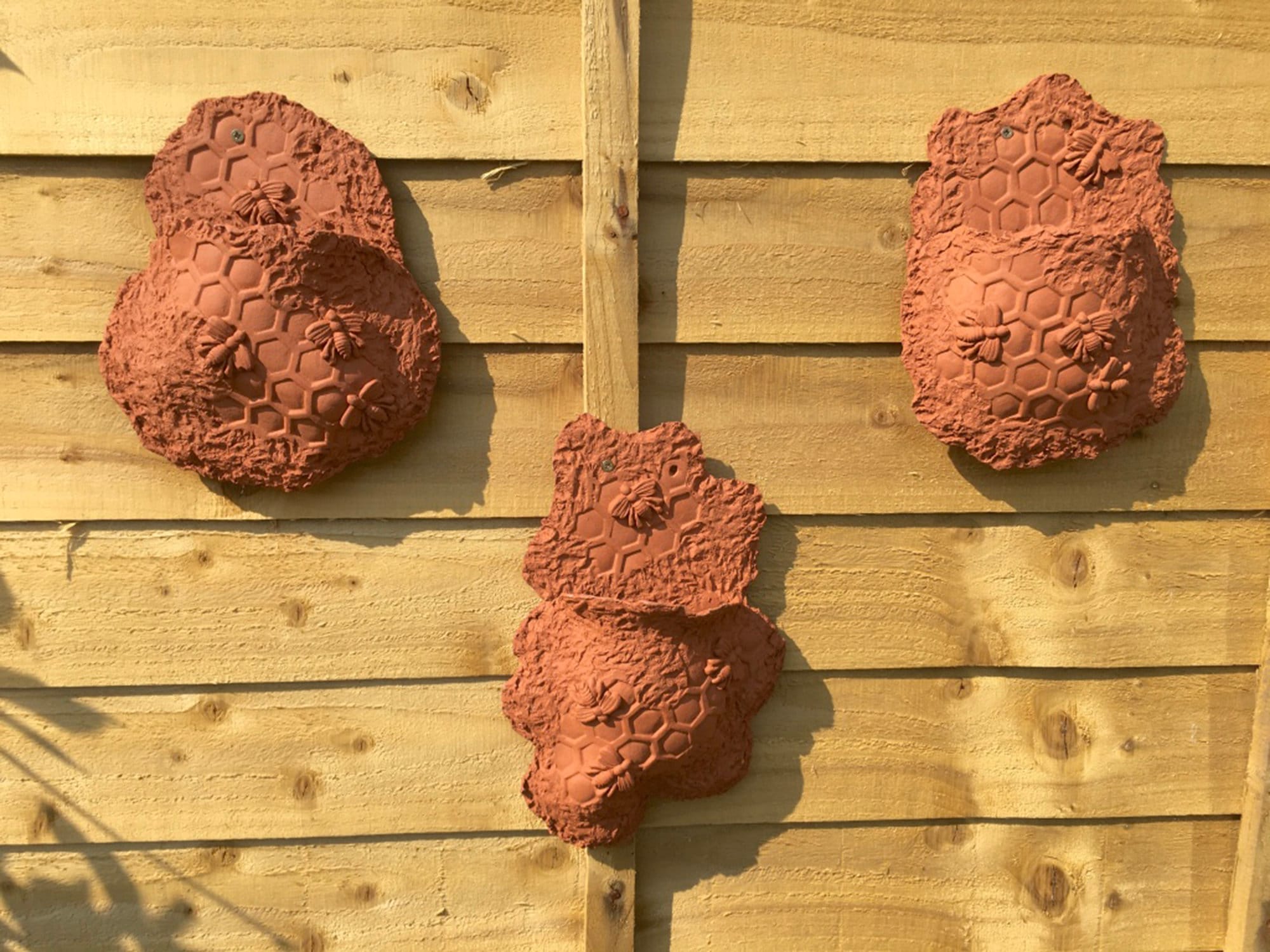 Terracotta Bee Hive Planter, Bee Hive Plant Pot, Plant Pot With Bees ...