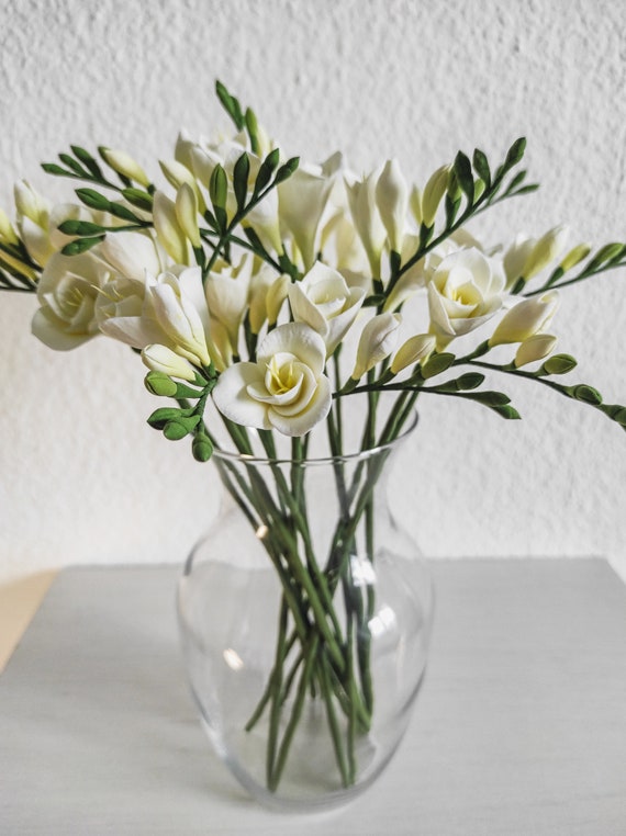 Ramo De Novia De Fresia En Flor