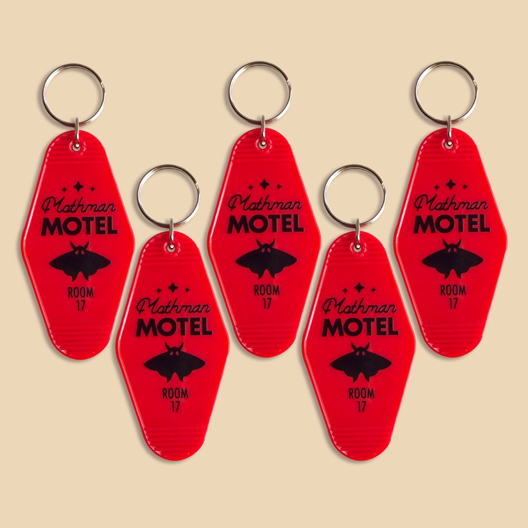Mothman Motel Retro Plastic Hotel Keychain // Typography Retro Vintage ...